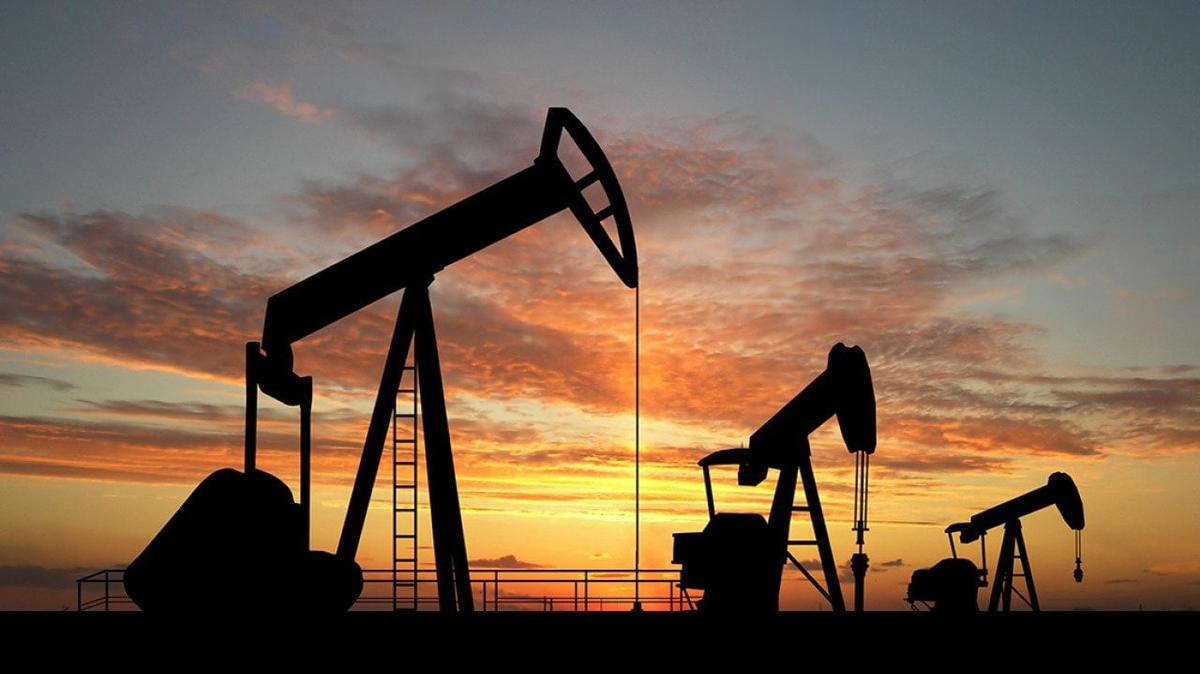 Black March 2026: Oil shock that triggered the EV tipping point ...