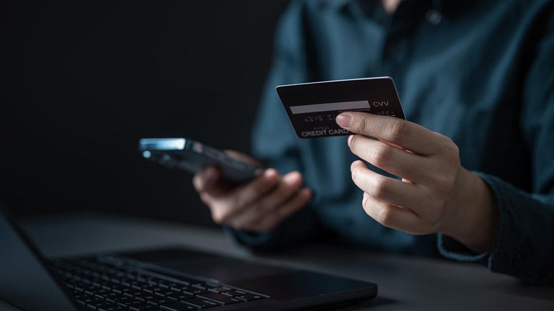 ACH vs. credit card vs. cash: Which rent payment methods should ...